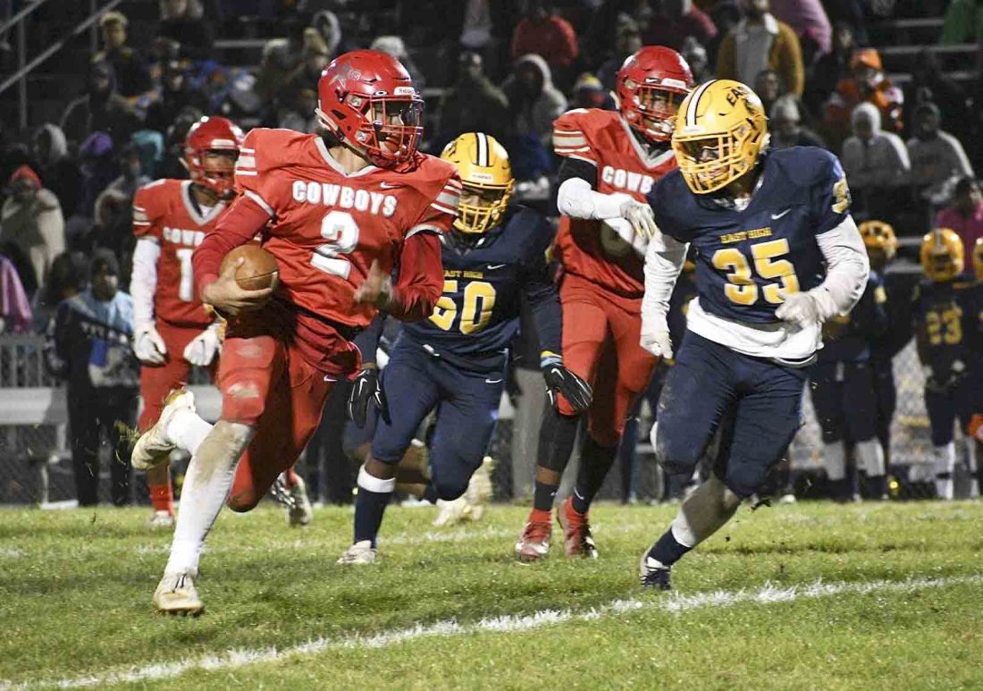 Cowboys top East in Battle of Y-town | News, Sports, Jobs - The Vindicator